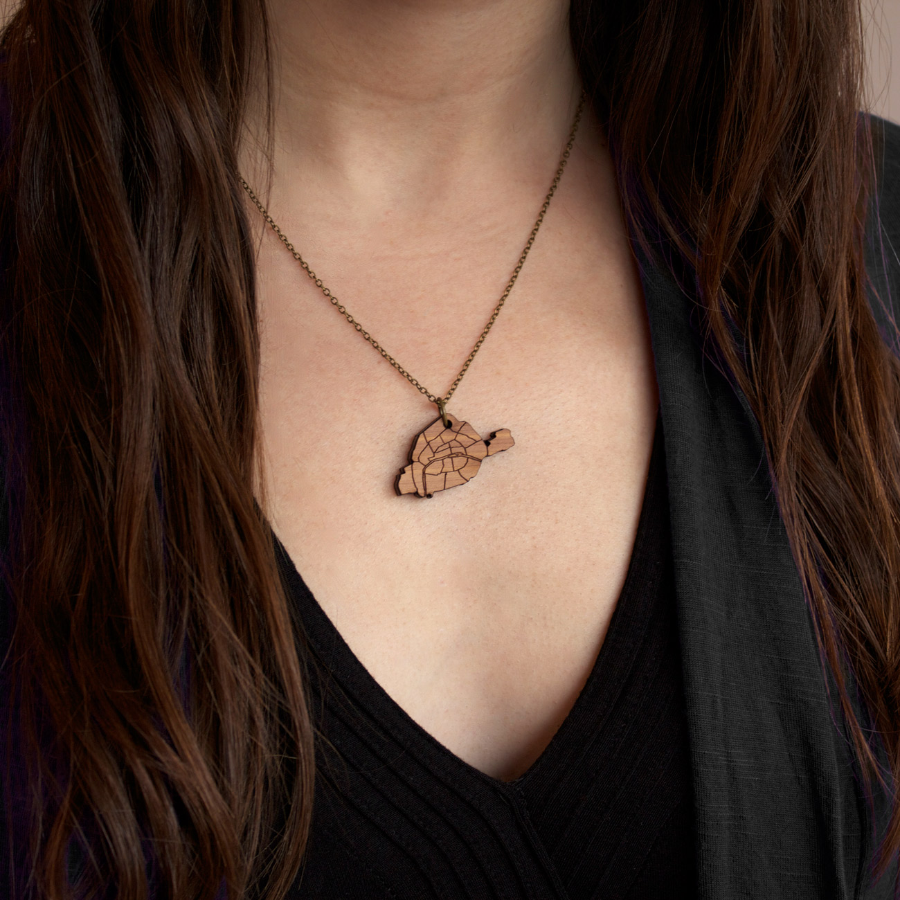Paris Necklace on Luulla